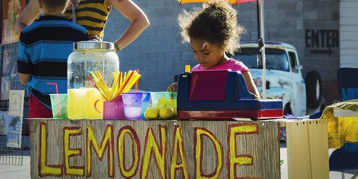 Empower Your Child with Lemonade Stand Entrepreneurship: A Guide to ...