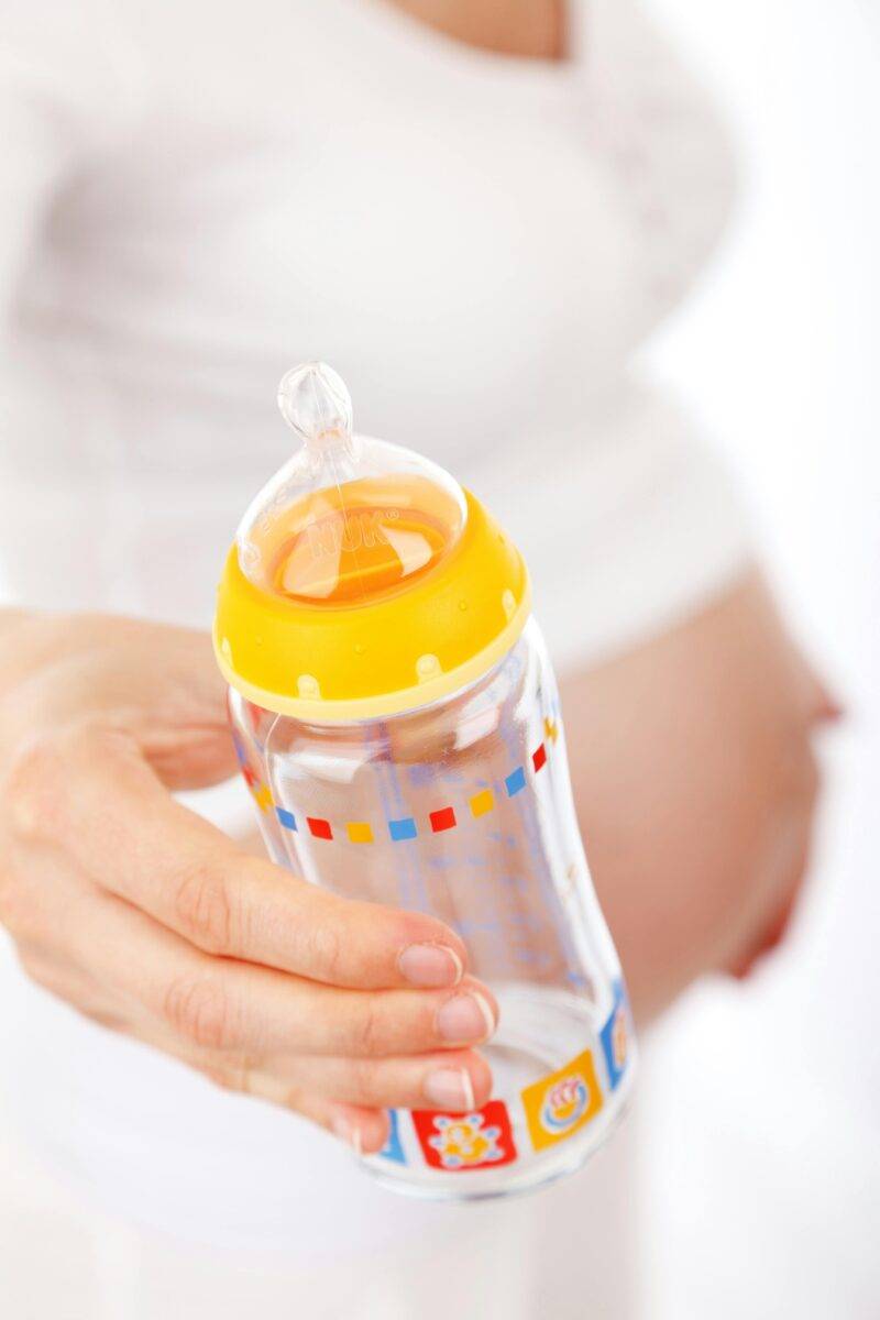 How to Help a Gassy Newborn: 7 Techniques, Gas Drops, and When to Worry ...